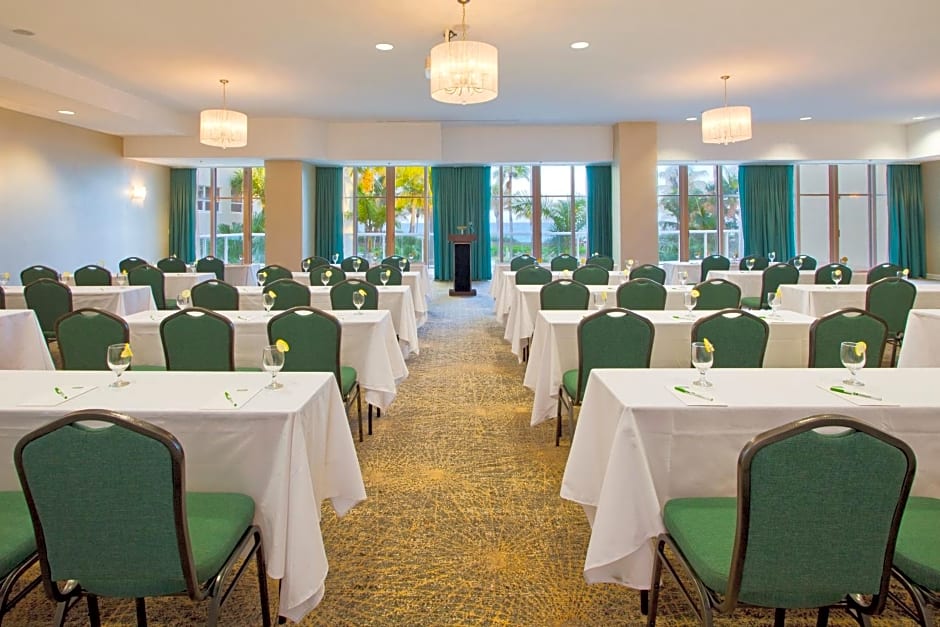 Holiday Inn Miami Beach Oceanfront Reservations Center
