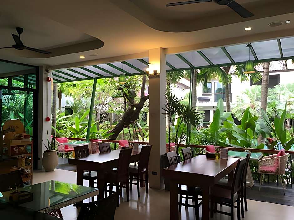 Coco Retreat Phuket Resort And Spa