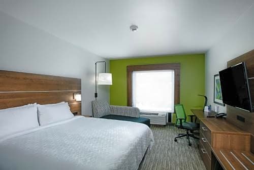 Holiday Inn Express & Suites Oakhurst-Yosemite Park Area - Guest ...