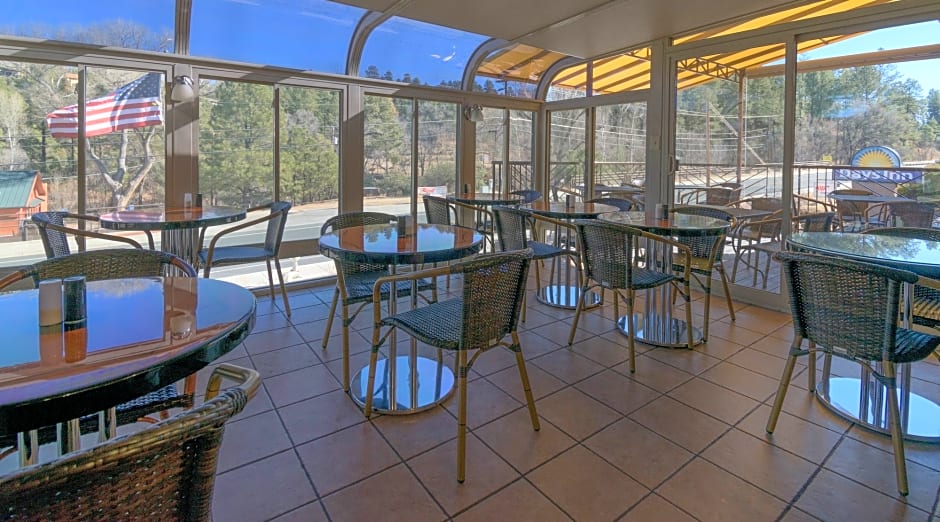 Days Inn by Wyndham Prescott - Guest Reservations