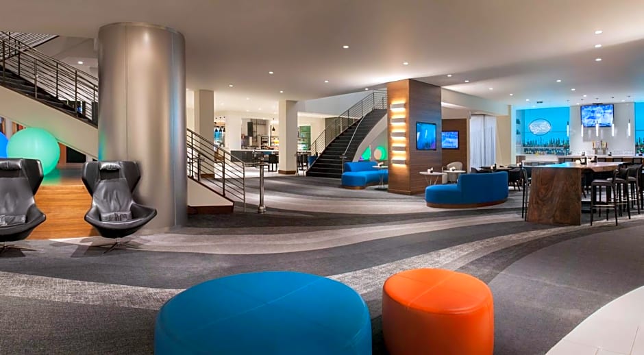Hyatt Regency Los Angeles International Airport