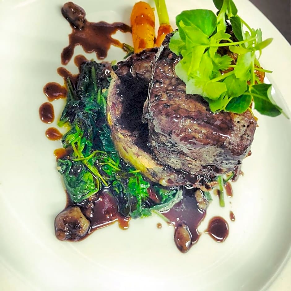 Riboville Boutique Hotel And Restaurant