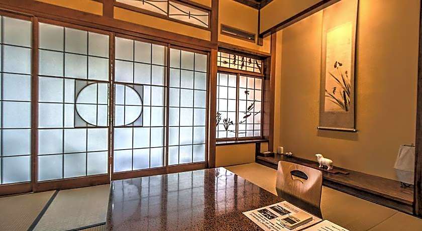 K's House Ito Onsen - Historical Ryokan Hostel