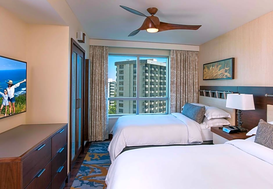 The Grand Islander by Hilton Grand Vacations