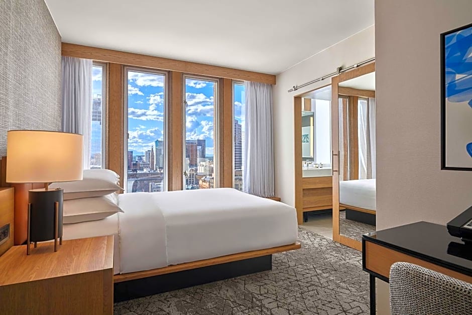 Sheraton Denver Downtown Hotel | Reservations Center