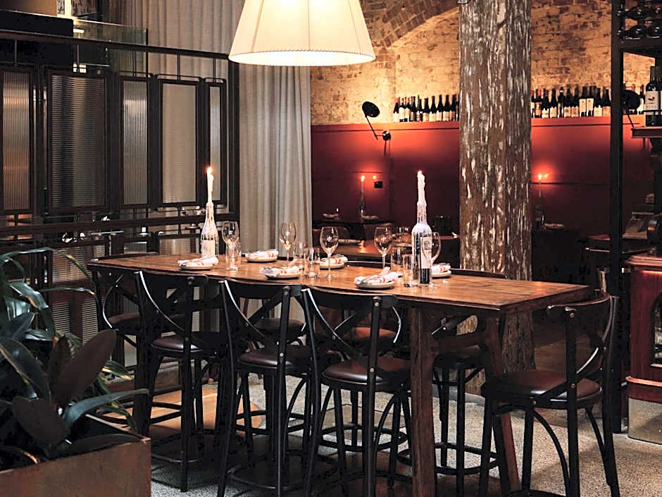 Hotel Woolstore 1888, Sydney - Handwritten Collection