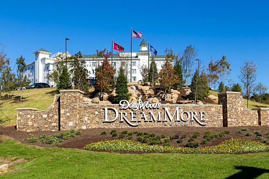 Dollywood's DreamMore Resort