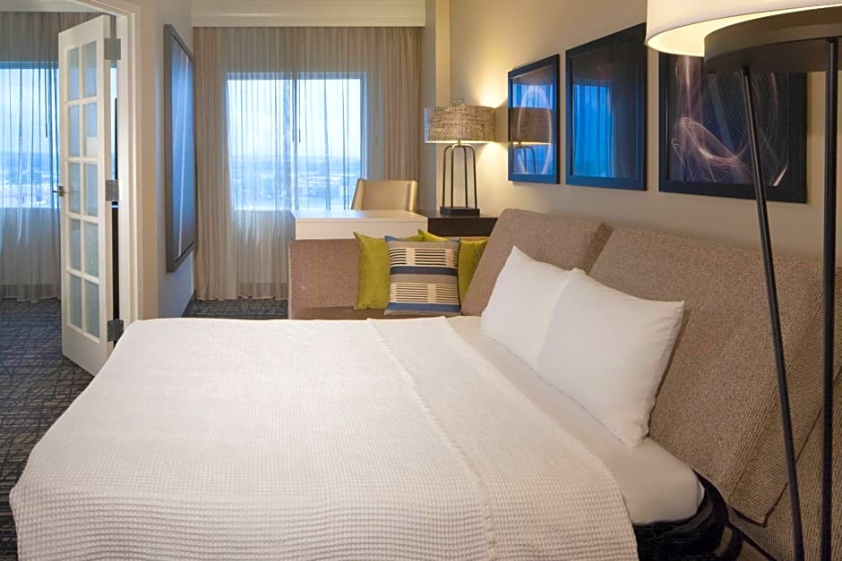 Dallas Marriott Suites Medical/Market Center