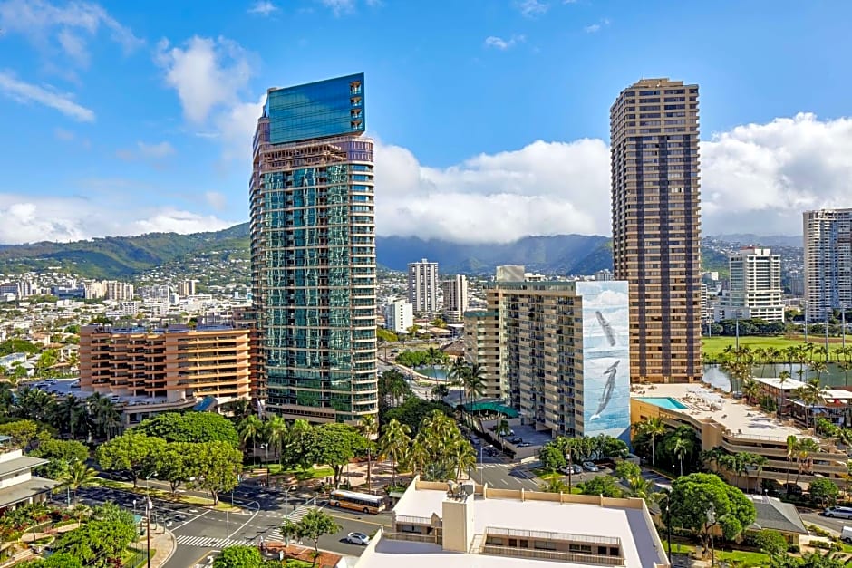 DoubleTree By Hilton Alana Hotel Waikiki