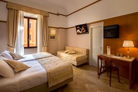 La Residenza Rome - Guest Reservations