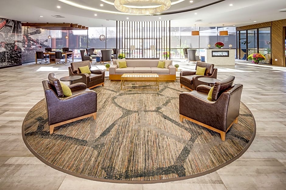 DoubleTree By Hilton Huntington - Guest Reservations