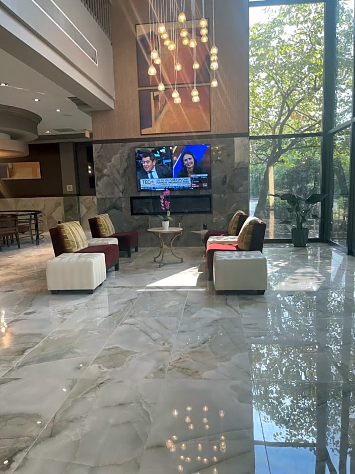 Grand Resort Hotel - Mt Laurel - Philadelphia | Reservations Center