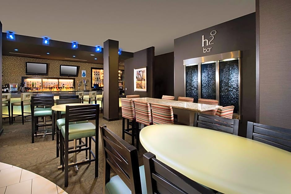 DoubleTree by Hilton Hotel Chattanooga Downtown