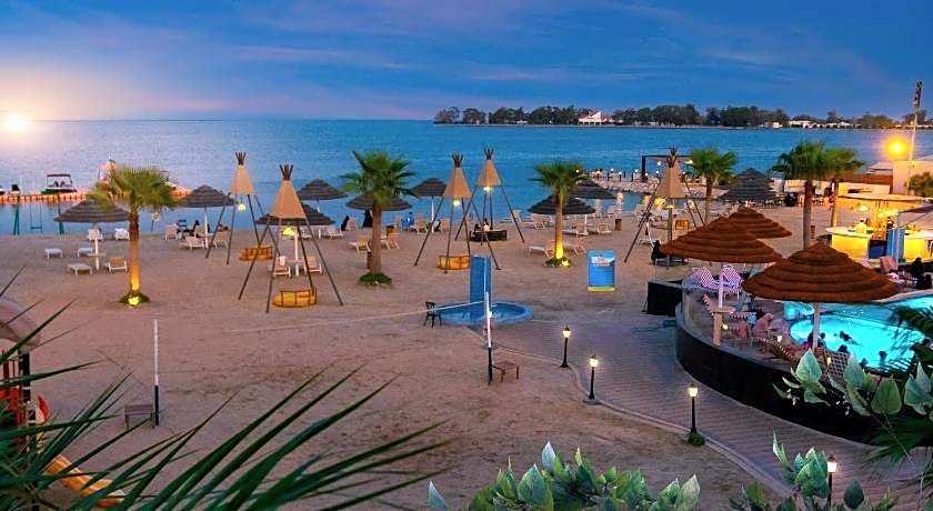 Braira AL Azizia Resort and Hotel