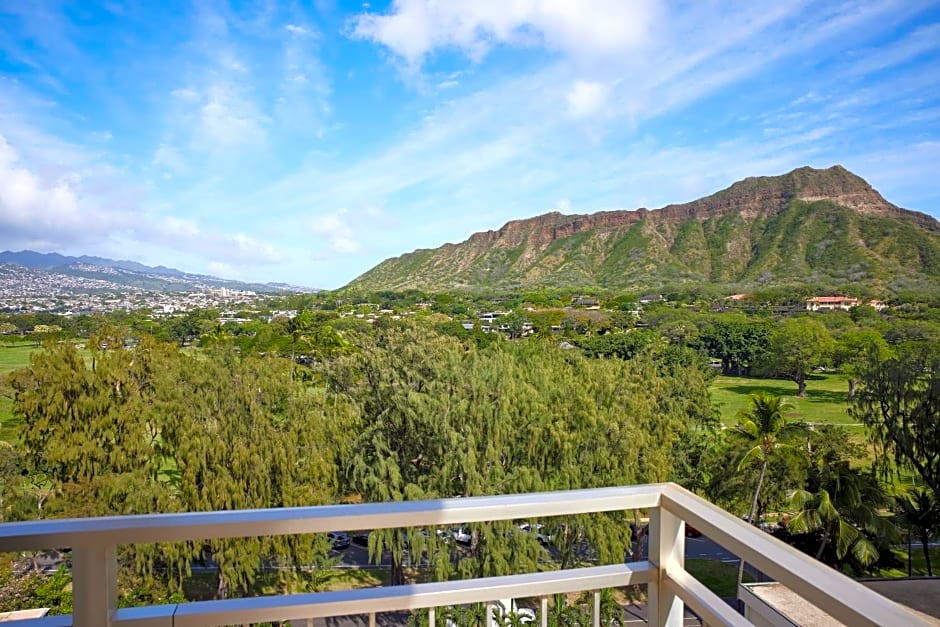 Kaimana Beach Hotel | Reservations Center