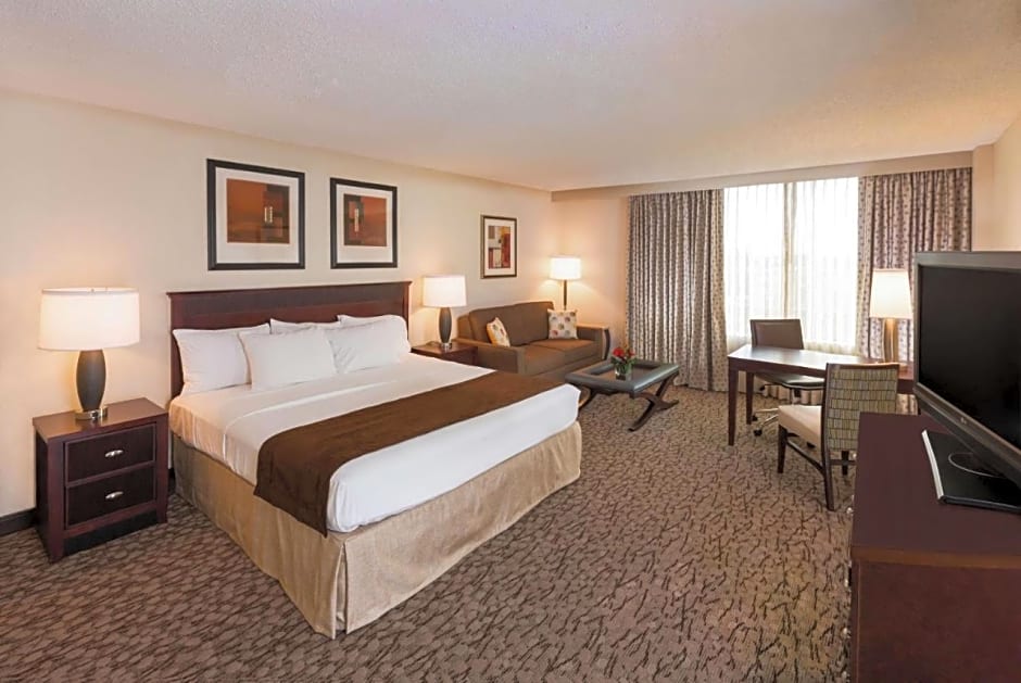 Doubletree by Hilton Lafayette | Reservations Center