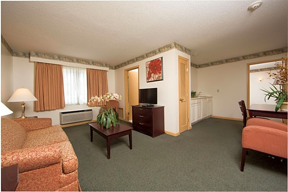 Villa Roma Resort and Conference Center