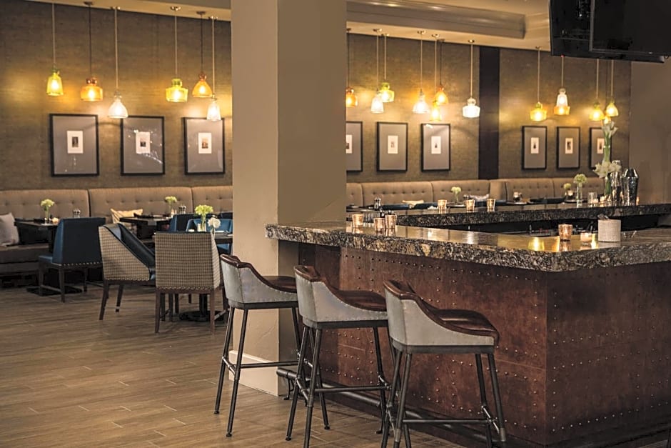 Renaissance by Marriott Waterford Oklahoma City Hotel