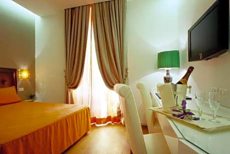 Roma Boutique Hotel - Guest Reservations