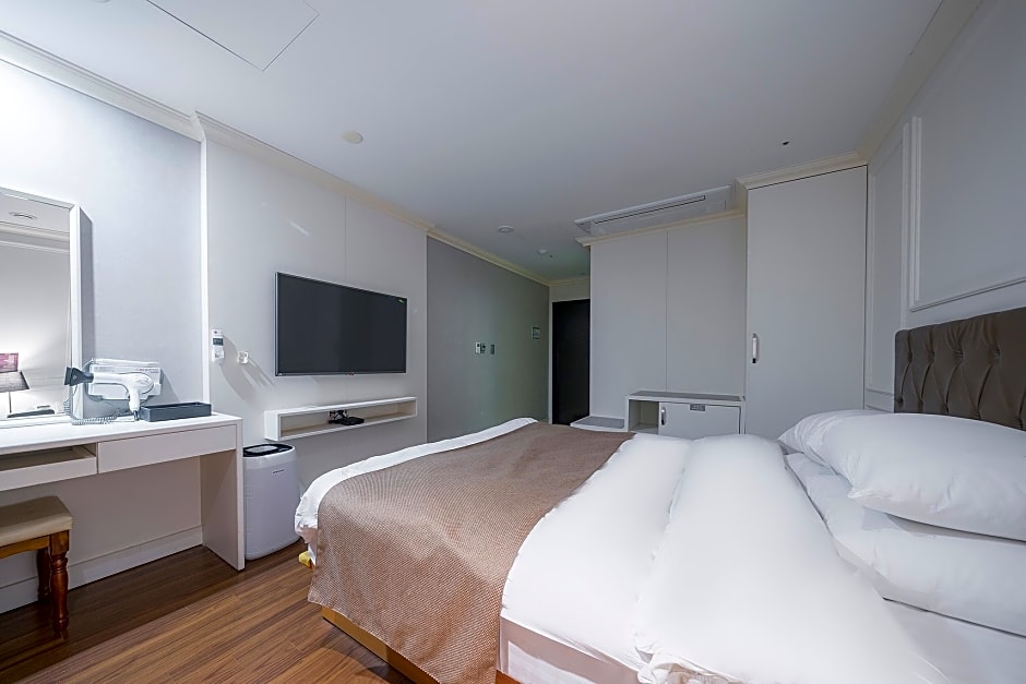 Roni Tourist Hotel Jeonju