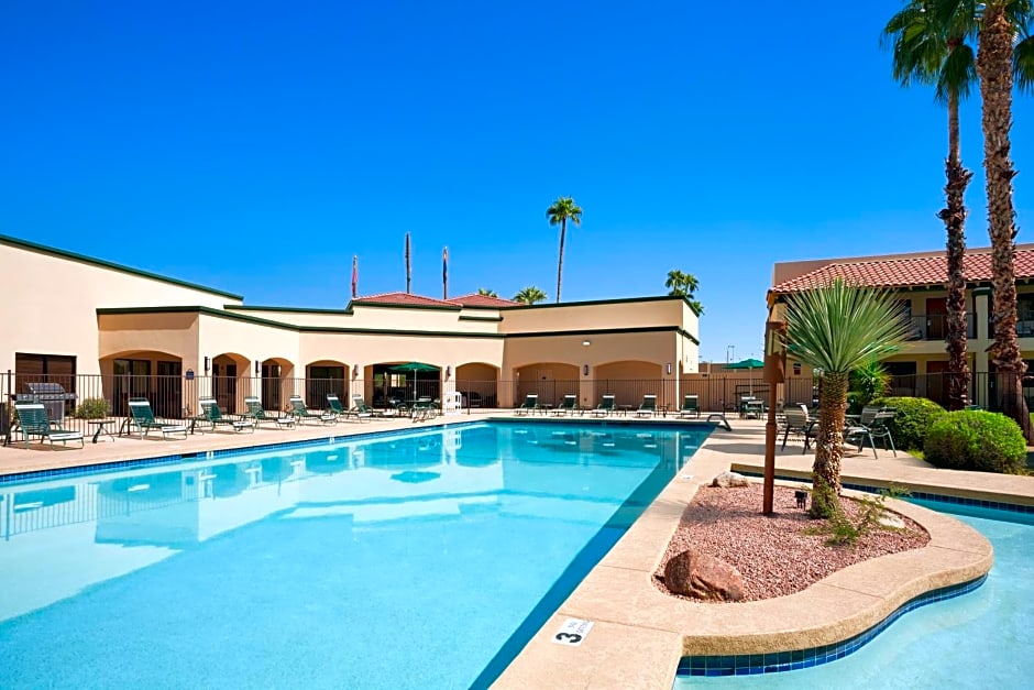 Independence 47 Hotel