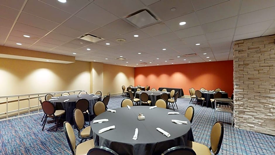 DoubleTree By Hilton Hotel Boston North Shore