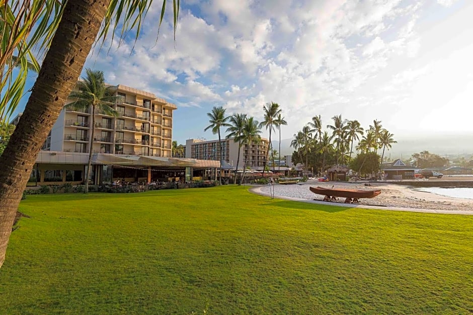 Courtyard by Marriott King Kamehameha's Kona Beach Hotel
