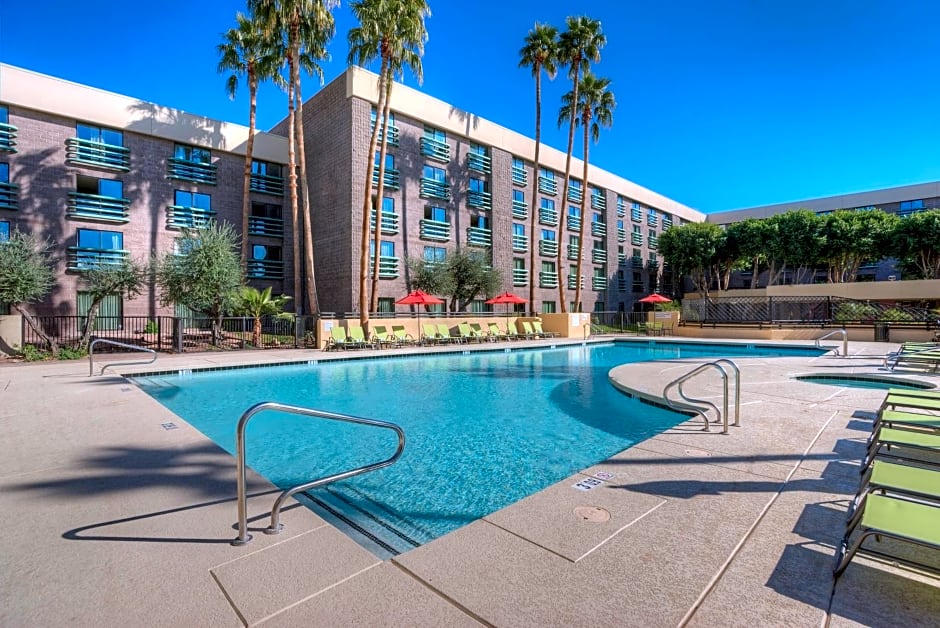 DoubleTree by Hilton Phoenix North