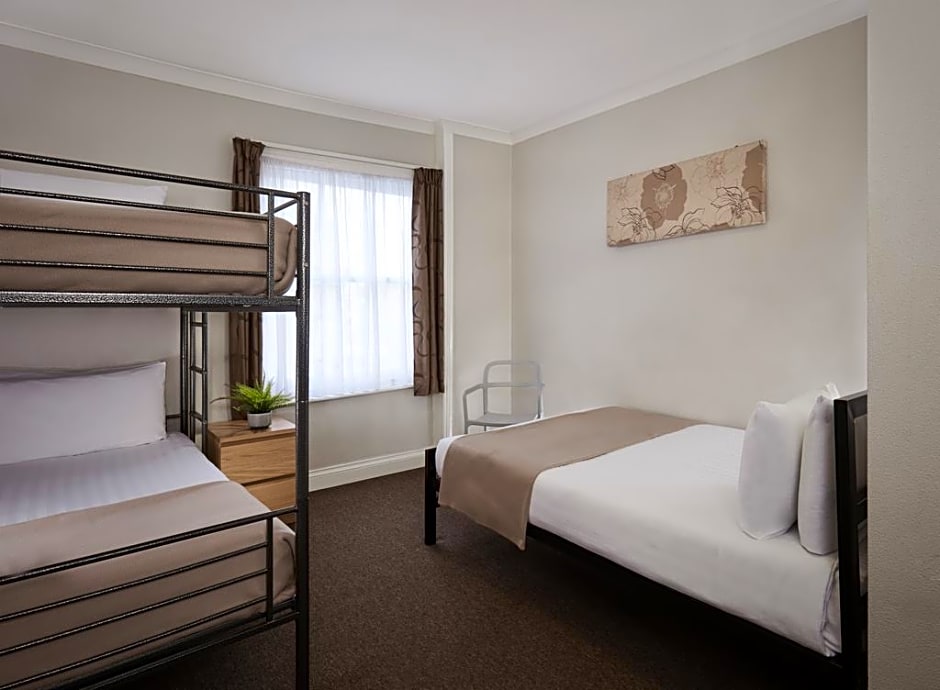 Lords Hotel - Guest Reservations