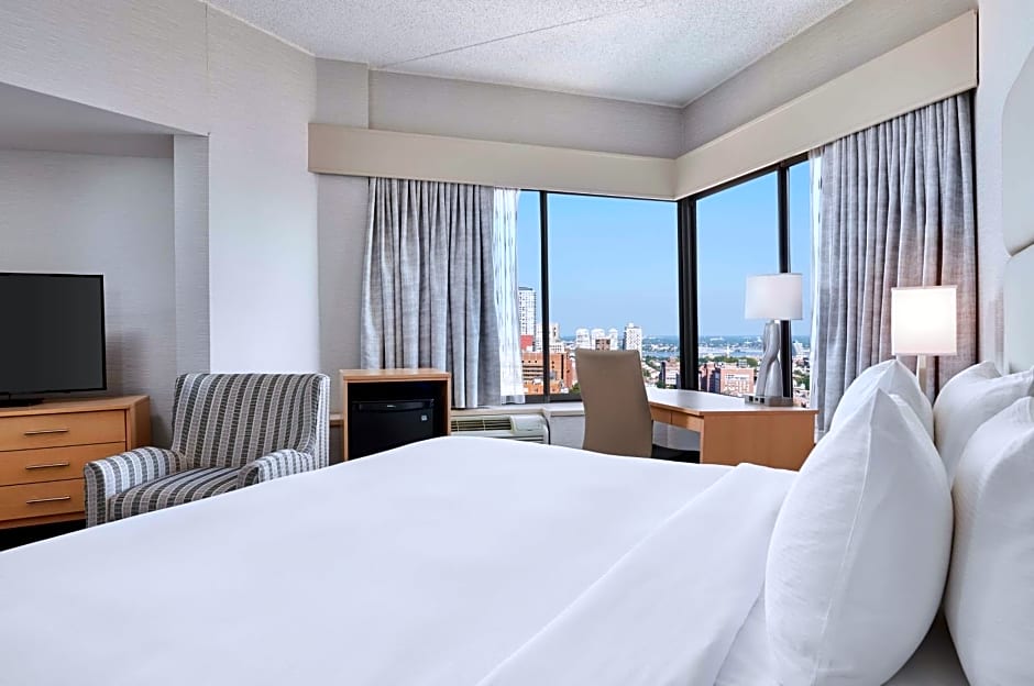 DoubleTree by Hilton - Philadelphia Center City