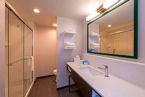 Hampton Inn & Suites Winston-Salem Downtown - Guest Reservations Hampton Inn & Suites Winston-Salem Downtown - Guest Reservations