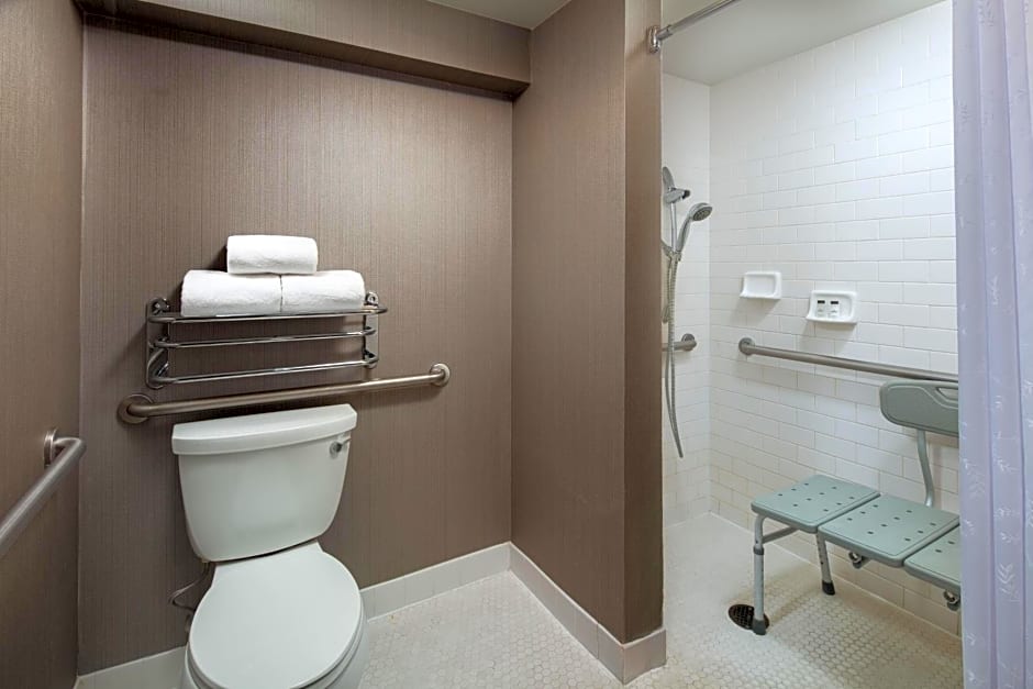 Sheraton Fairplex Suites & Conference Center