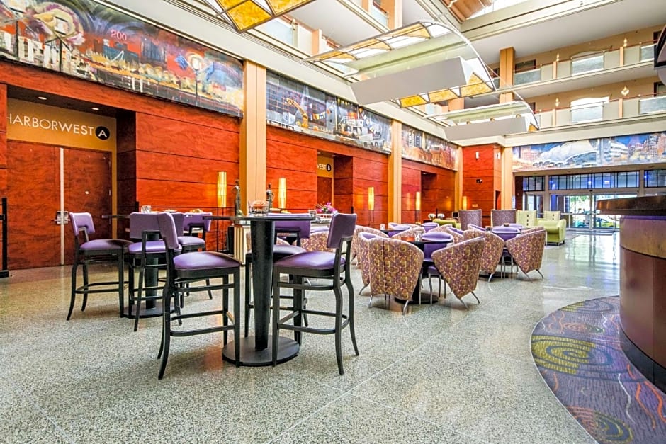 Pier 5 Hotel Baltimore, Curio Collection by Hilton