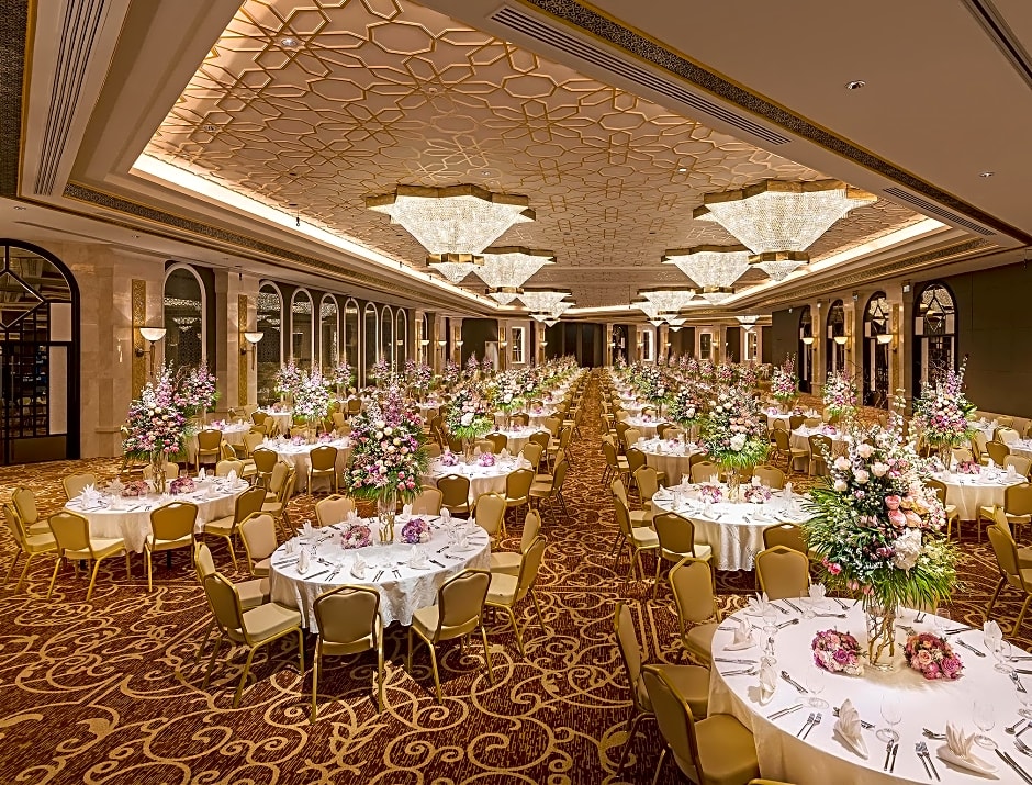 Ezdan Palace Hotel - Guest Reservations