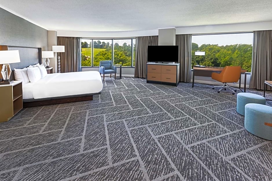 DoubleTree By Hilton Hotel Tulsa At Warren Place | Reservations Center