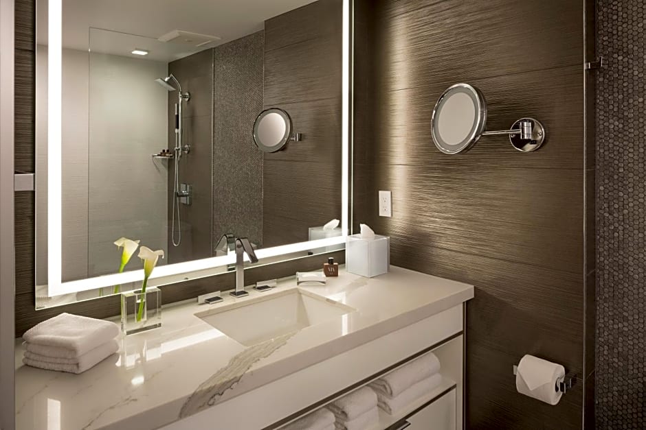 Hotel Via | Reservations Center