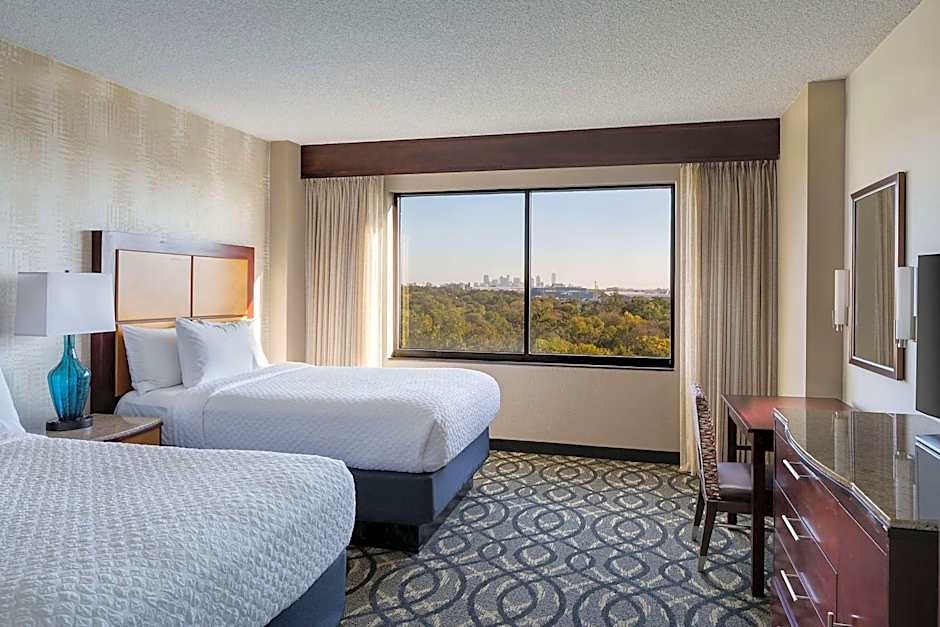 Embassy Suites By Hilton Hotel Dallas - Love Field
