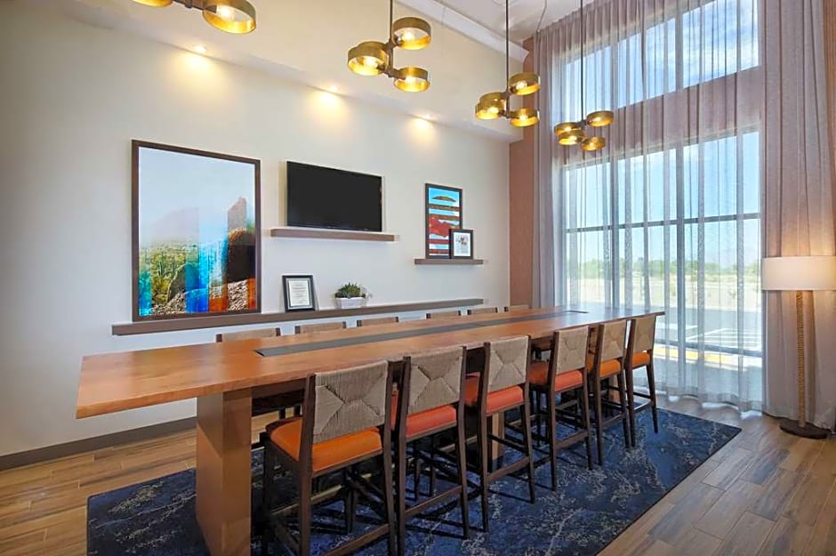 Hampton Inn & Suites Tucson Tech Park - Guest Reservations