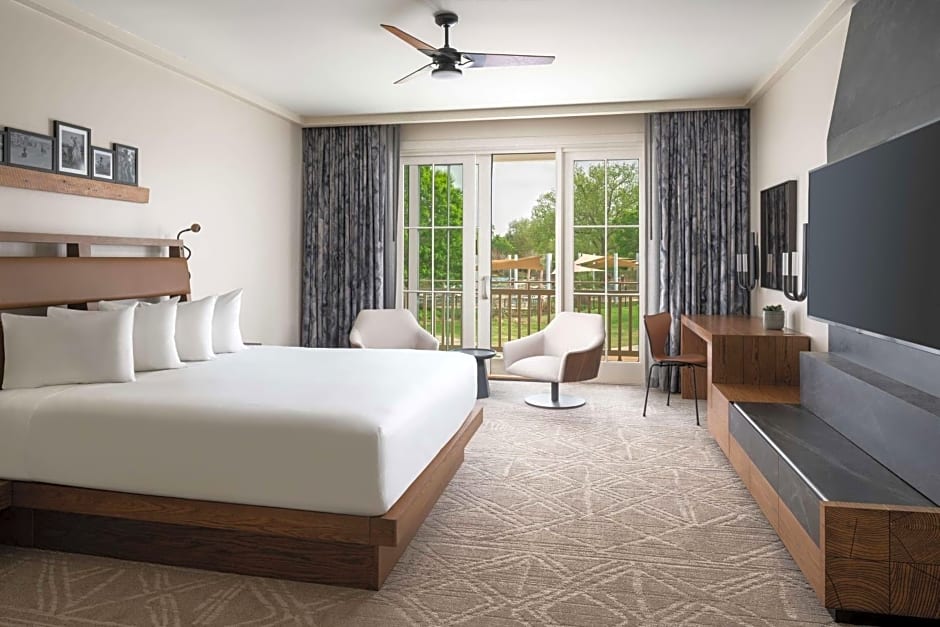 Hyatt Regency Lost Pines Resort | Reservations Center