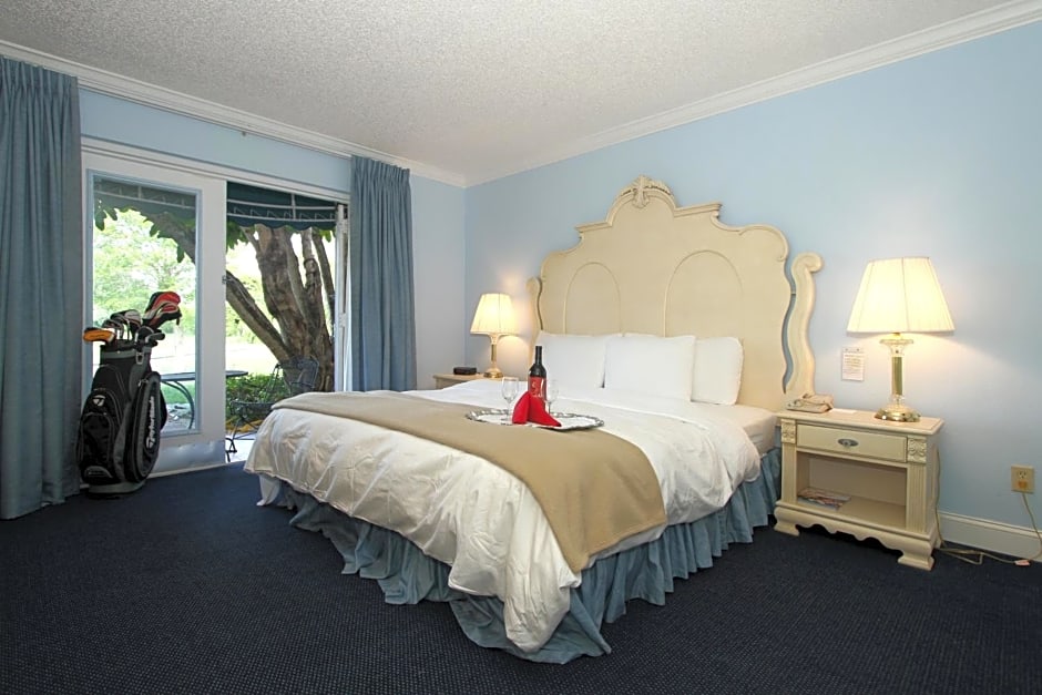 Grand Palms Resort