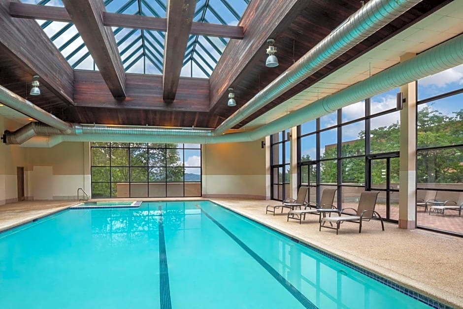 DoubleTree By Hilton Hotel Boston North Shore