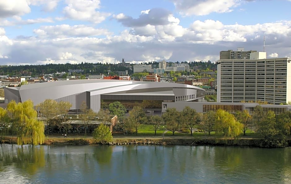 DoubleTree By Hilton Spokane City Center - Reservation Stays Hotel Deals