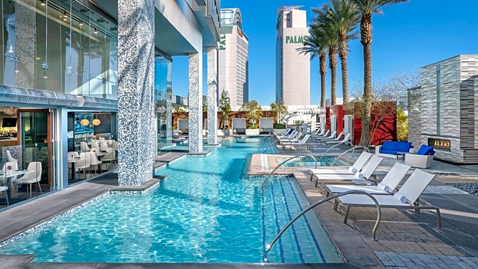 Palms Place One Bedroom Suite 1220 sqft | Reservations Center