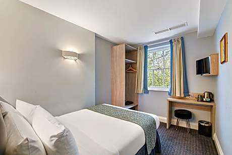 judd hotel breakfast