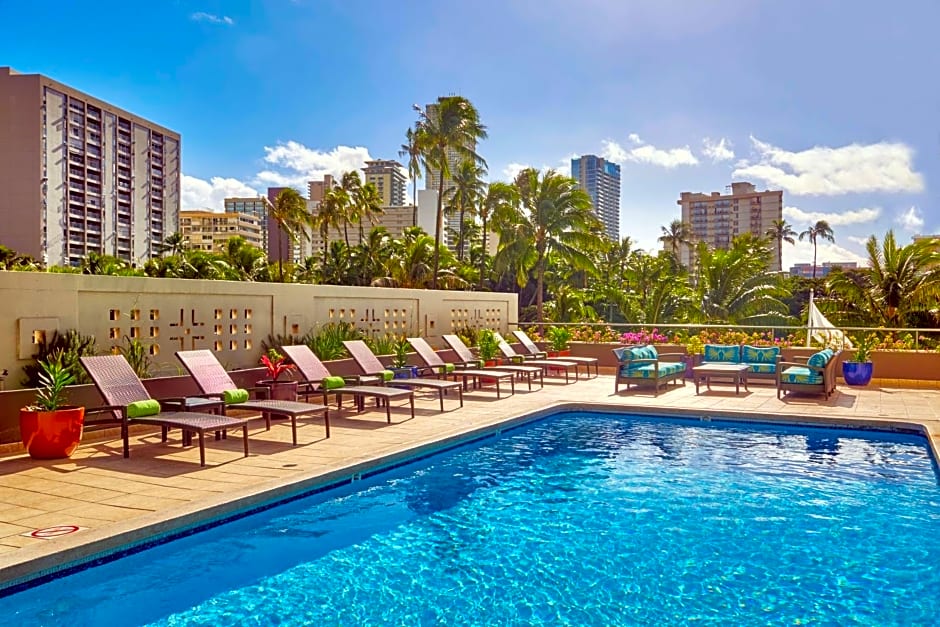 DoubleTree By Hilton Alana Hotel Waikiki