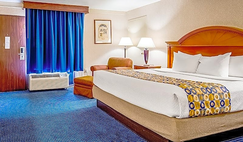Hotel Pentagon @ Arlington | Reservations Center