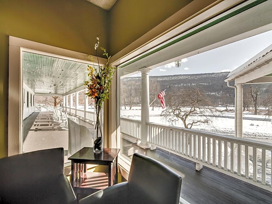 Shawnee Inn and Golf Resort | Reservations Center