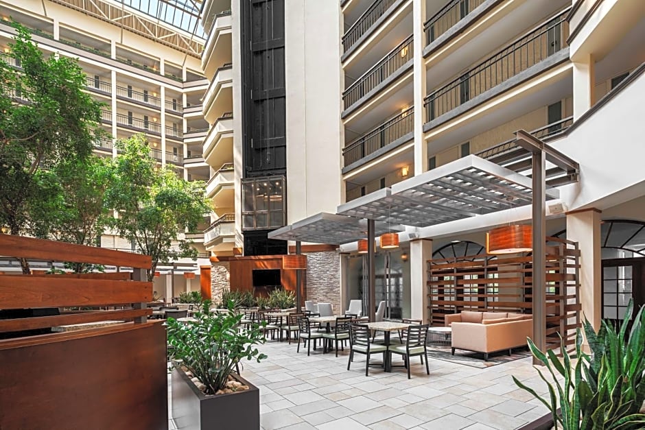 Embassy Suites By Hilton Hotel Nashville-Airport