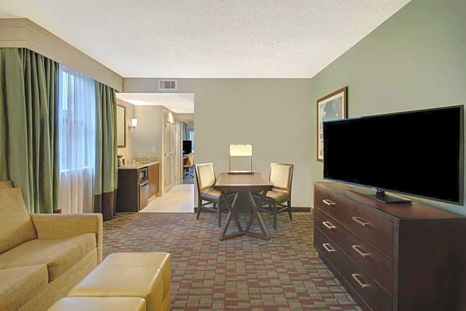 Embassy Suites By Hilton Hotel Jacksonville-Baymeadows | Reservations ...