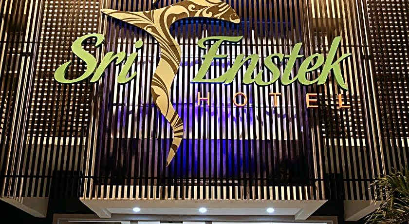 Sri Enstek Hotel - KLIA